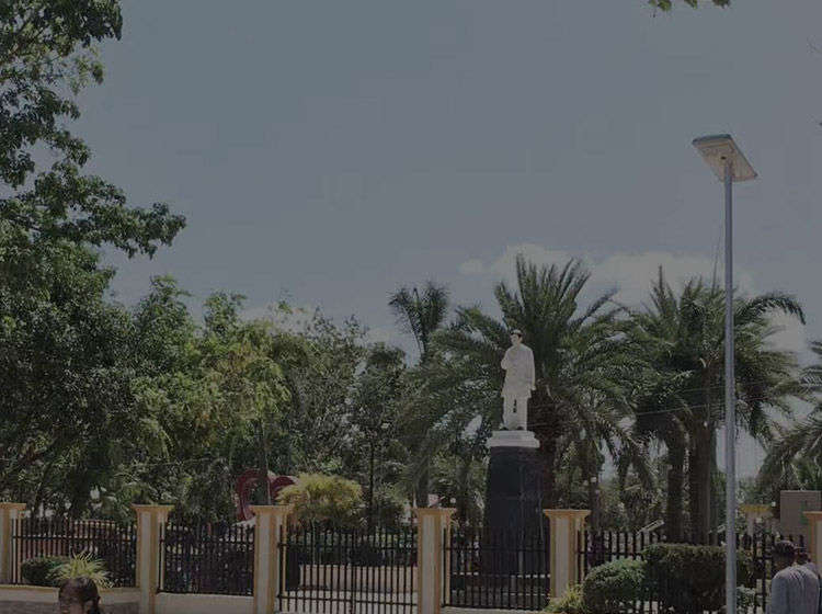 All in One Solar Street Light A1 with CCTV Camera for Security, Solar ...